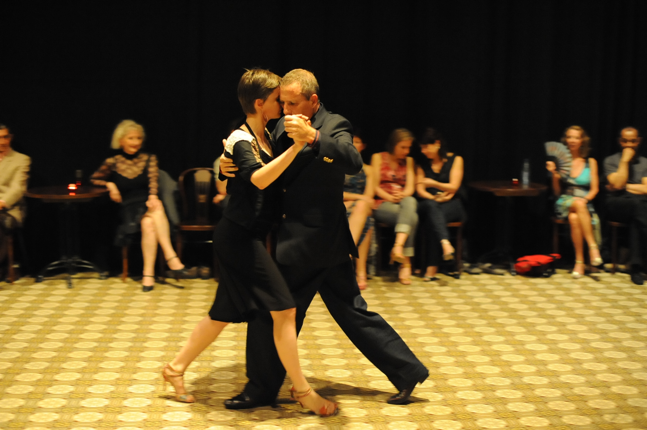 Tango de Salón – Unterricht mit Sergio Wolf & Chantal Heck
